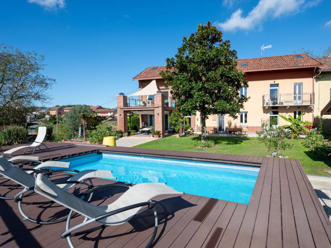 160 M² Casa ∙ 4 Habitaciones ∙ 10 Huéspedes - Asti