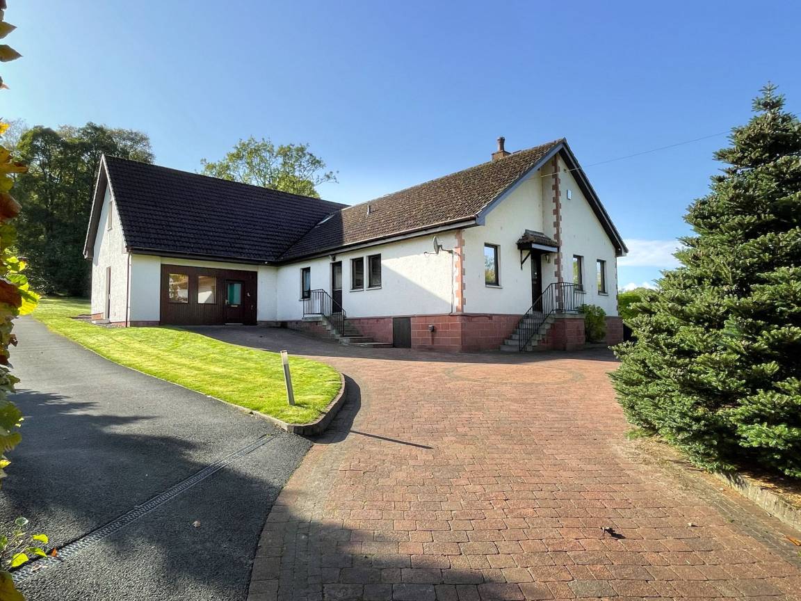 Cottage ∙ 4 Bedrooms ∙ 10 Guests - Drymen