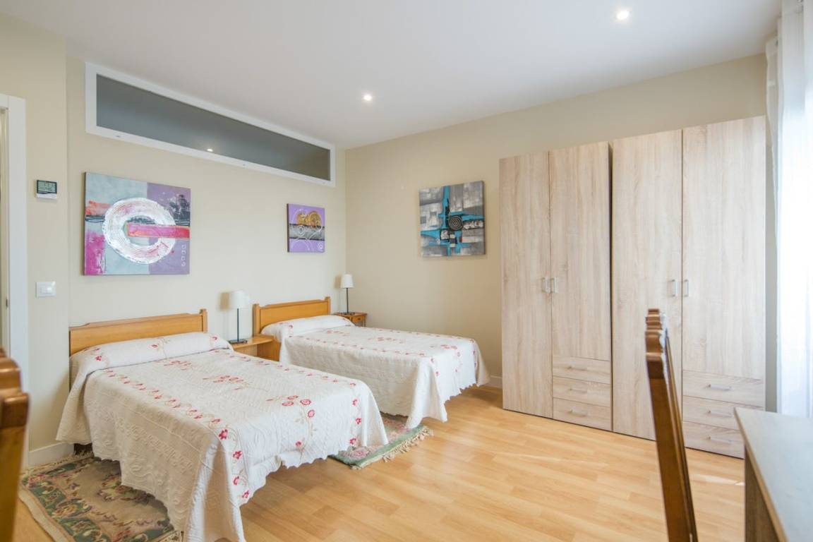 270 M² Maison De Vacances ∙ 1 Chambre ∙ 2 Personnes - Madrid