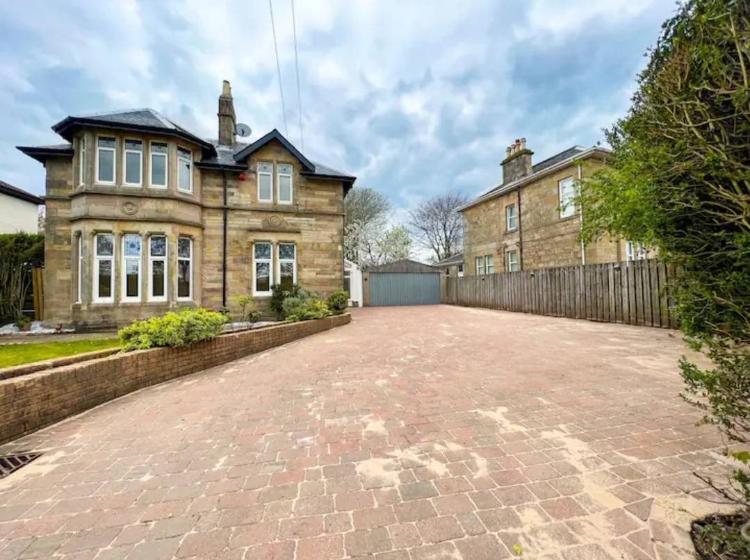 House ∙ 3 Bedrooms ∙ 8 Guests - Glasgow