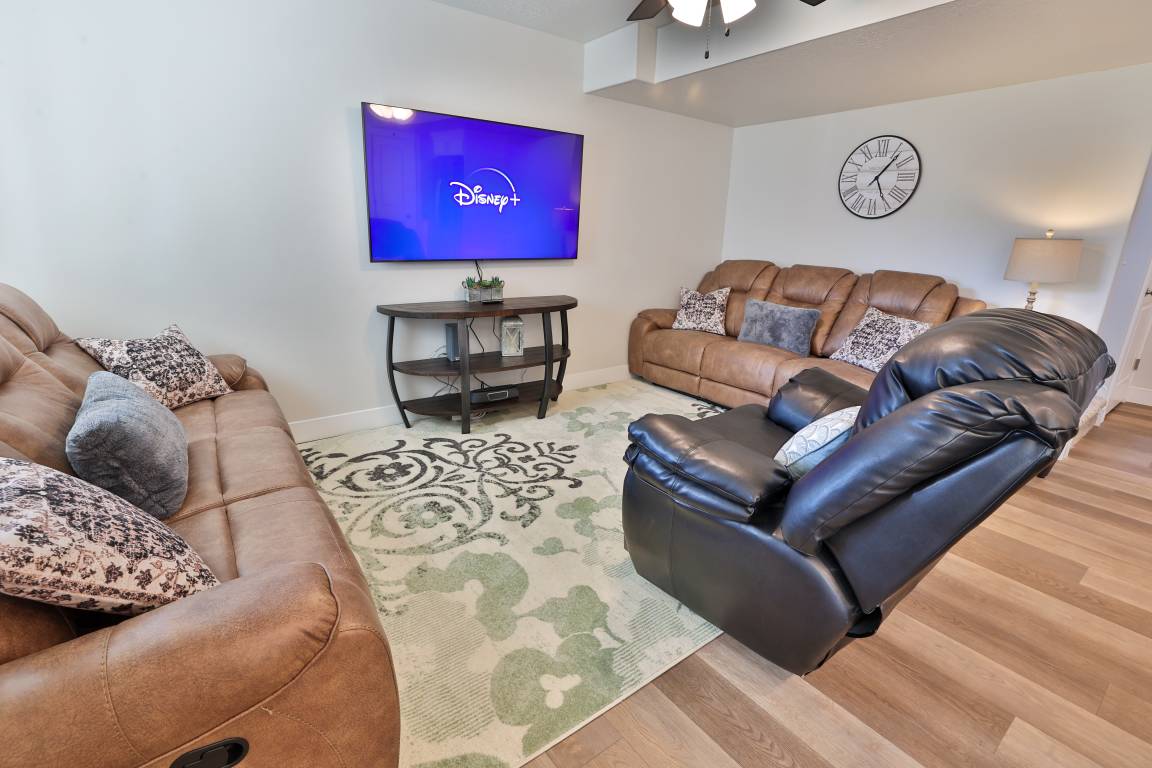 House ∙ 4 Bedrooms ∙ 14 Guests - Bear Lake