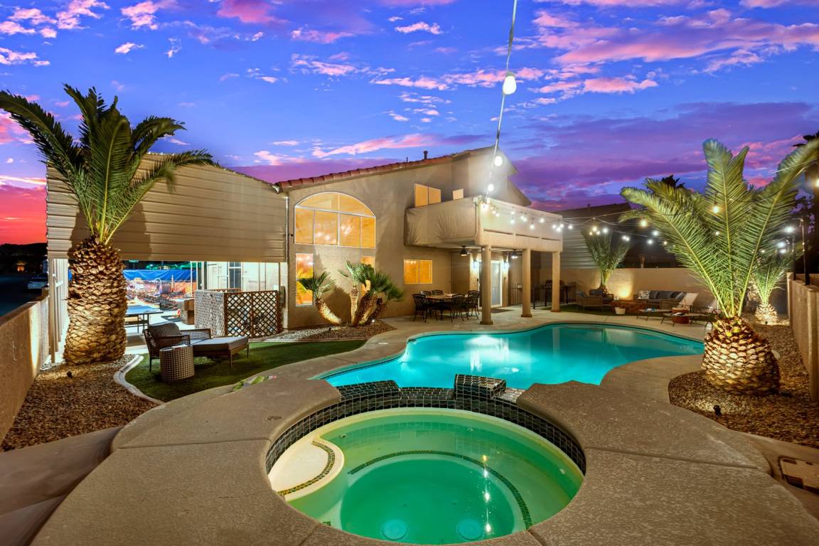 200 M² House ∙ 4 Bedrooms ∙ 8 Guests - Henderson, NV