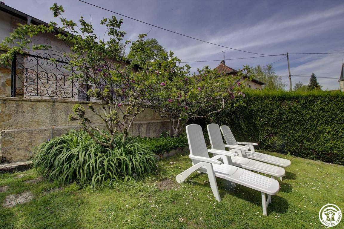 60 M² Gîte ∙ 2 Chambres ∙ 4 Personnes - Belley