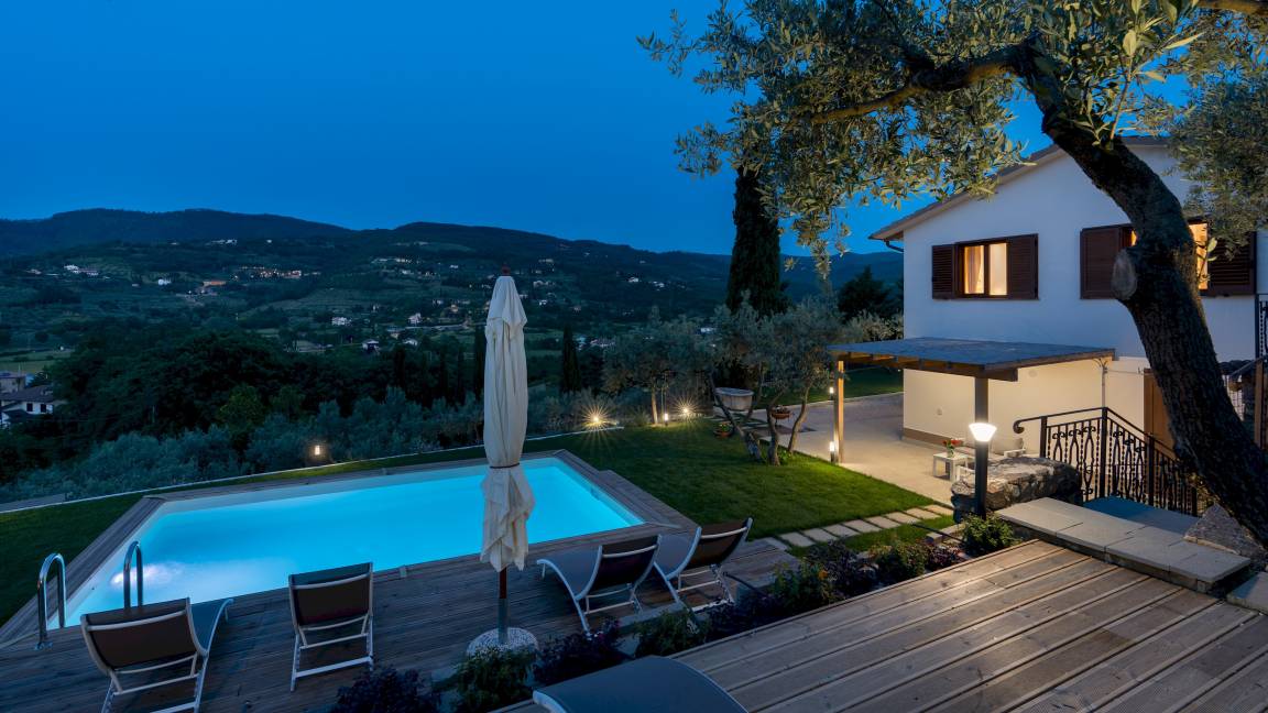 150 M² Villa ∙ 2 Habitaciones ∙ 6 Huéspedes - Arezzo, Italia
