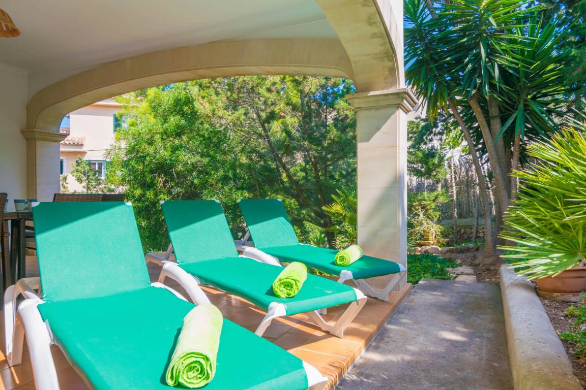 200 M² Chalet ∙ 4 Chambres ∙ 8 Personnes - Cala Figuera