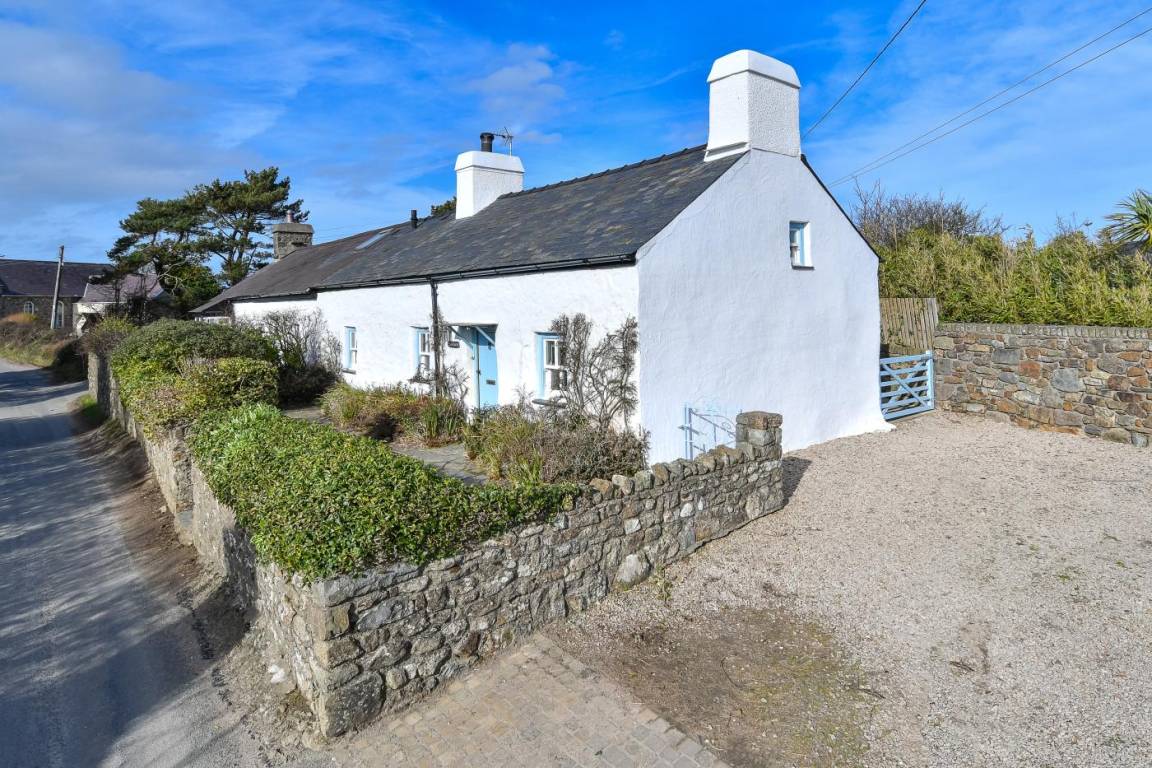House ∙ 13 Bedrooms ∙ 7 Guests - Abersoch
