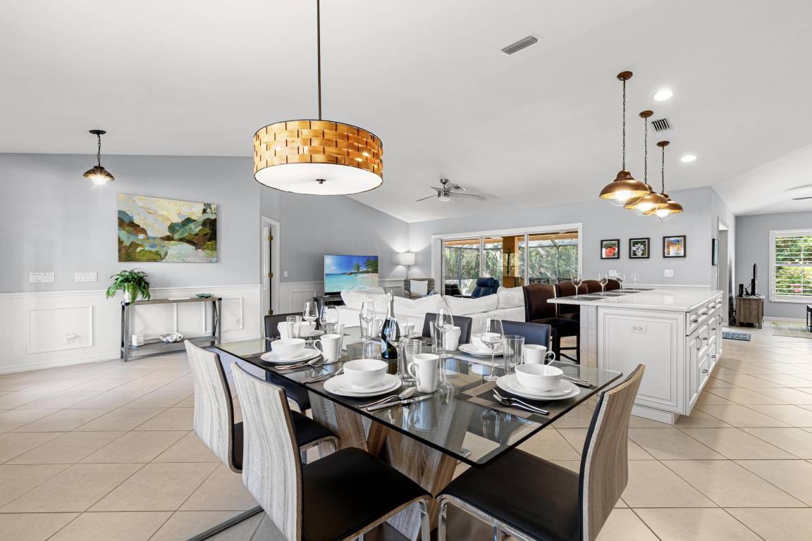 160 M² House ∙ 3 Bedrooms ∙ 8 Guests - Marco Island, FL