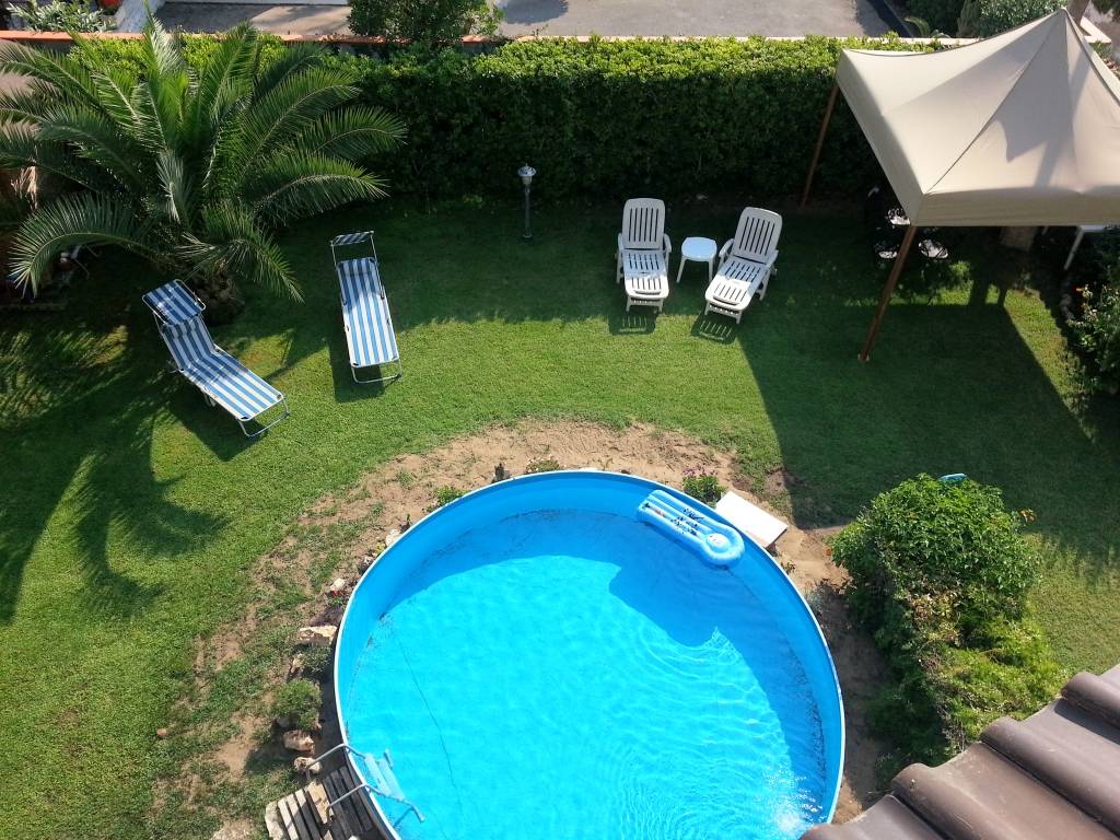 150 M² Villa ∙ 4 Bedrooms ∙ 12 Guests - Sabaudia