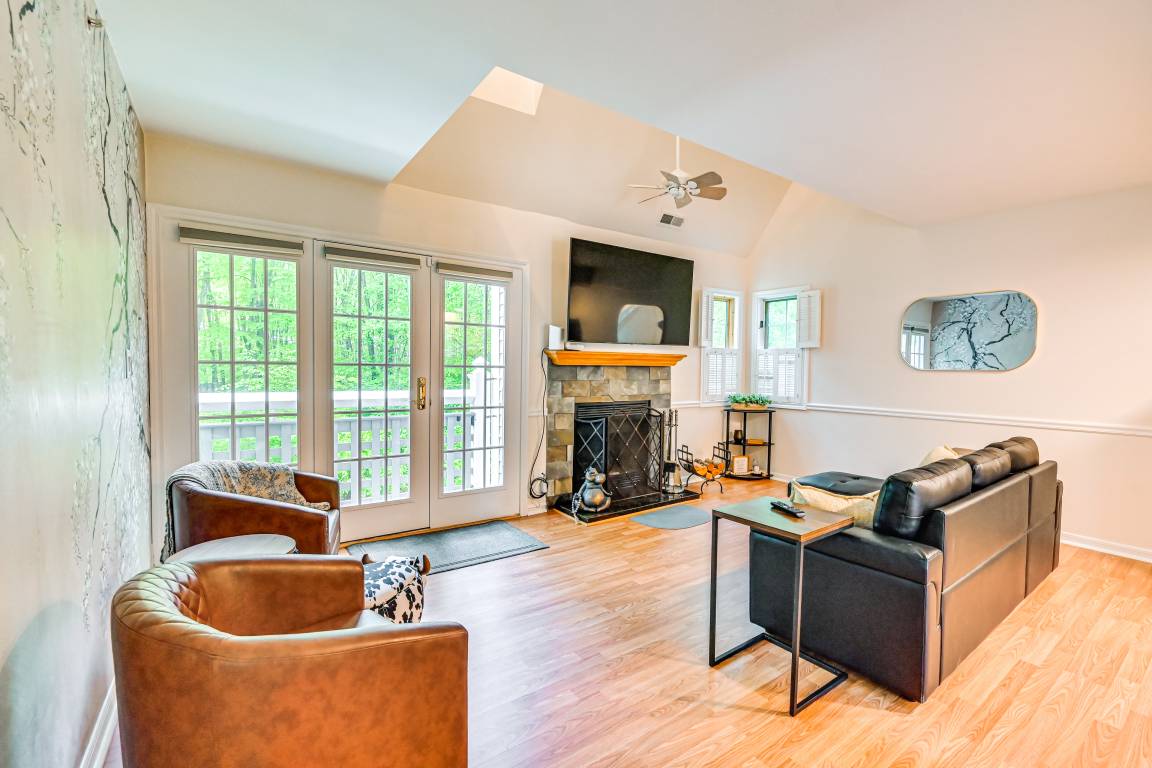 80 M² Apartment ∙ 4 Guests - Norwich, CT