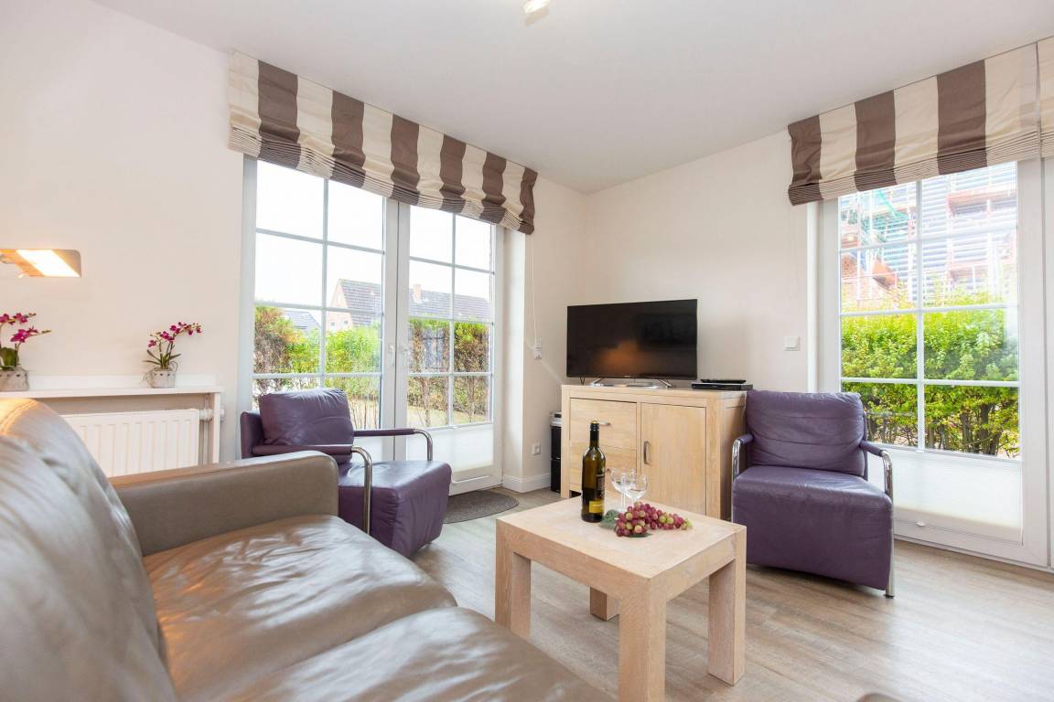 58 M² Apartment ∙ 3 Bedrooms ∙ 5 Guests - Kampen, Germany