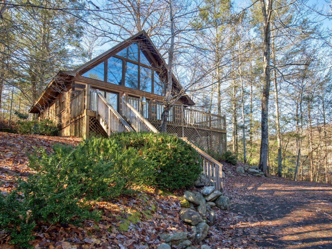 109 M² Cabin ∙ 2 Bedrooms ∙ 4 Guests - Gatlinburg, TN