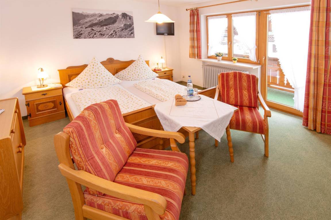 22 M² Hotel ∙ 1 Bedroom ∙ 2 Guests - Oberstdorf