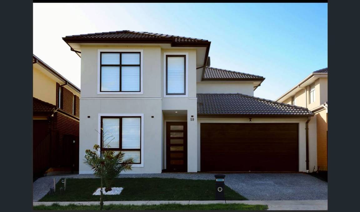 350 M² House ∙ 5 Bedrooms ∙ 11 Guests - Clyde North