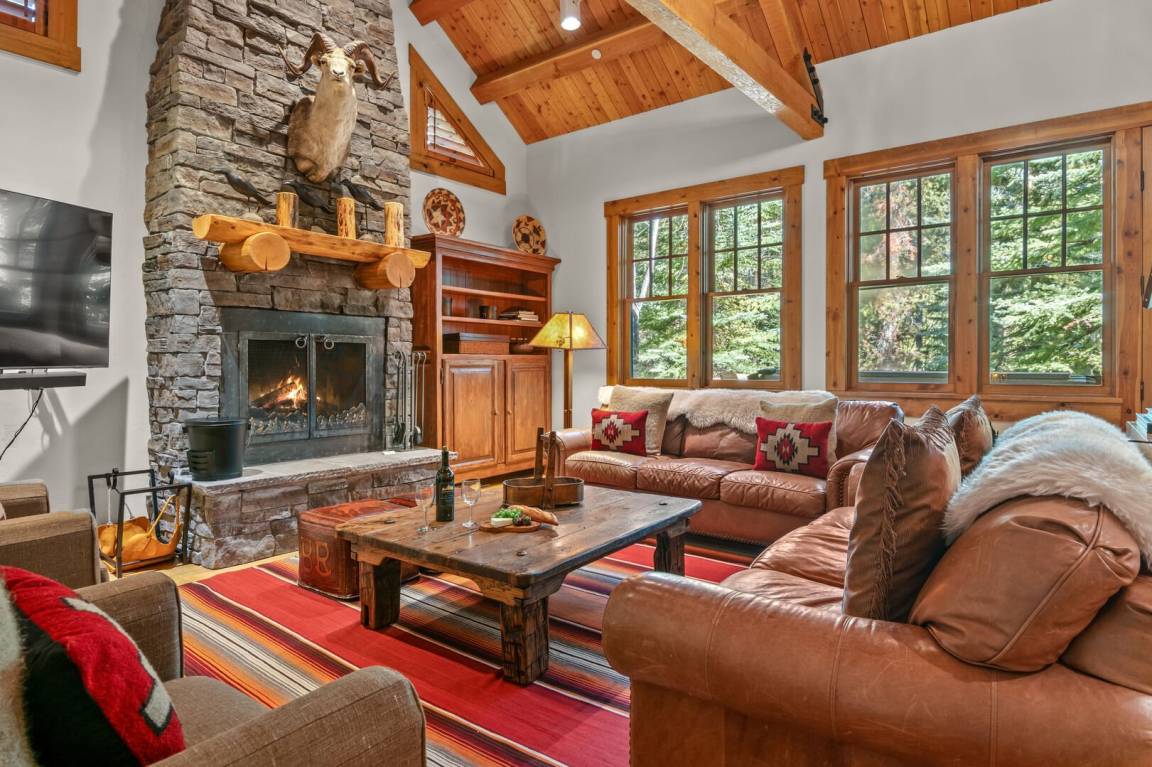 309 M² House ∙ 4 Bedrooms ∙ 10 Guests - Teton Village, WY