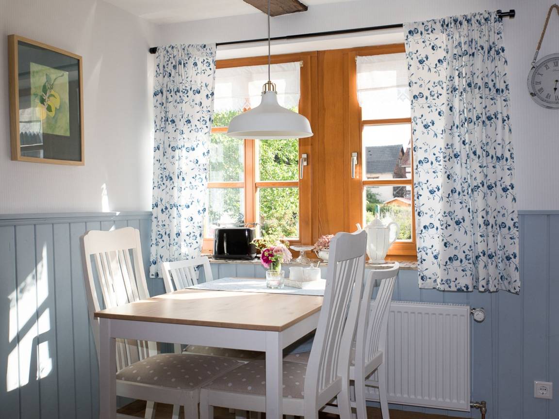 62 M² Ferienwohnung ∙ 1 Schlafzimmer ∙ 3 Gäste - Melsungen