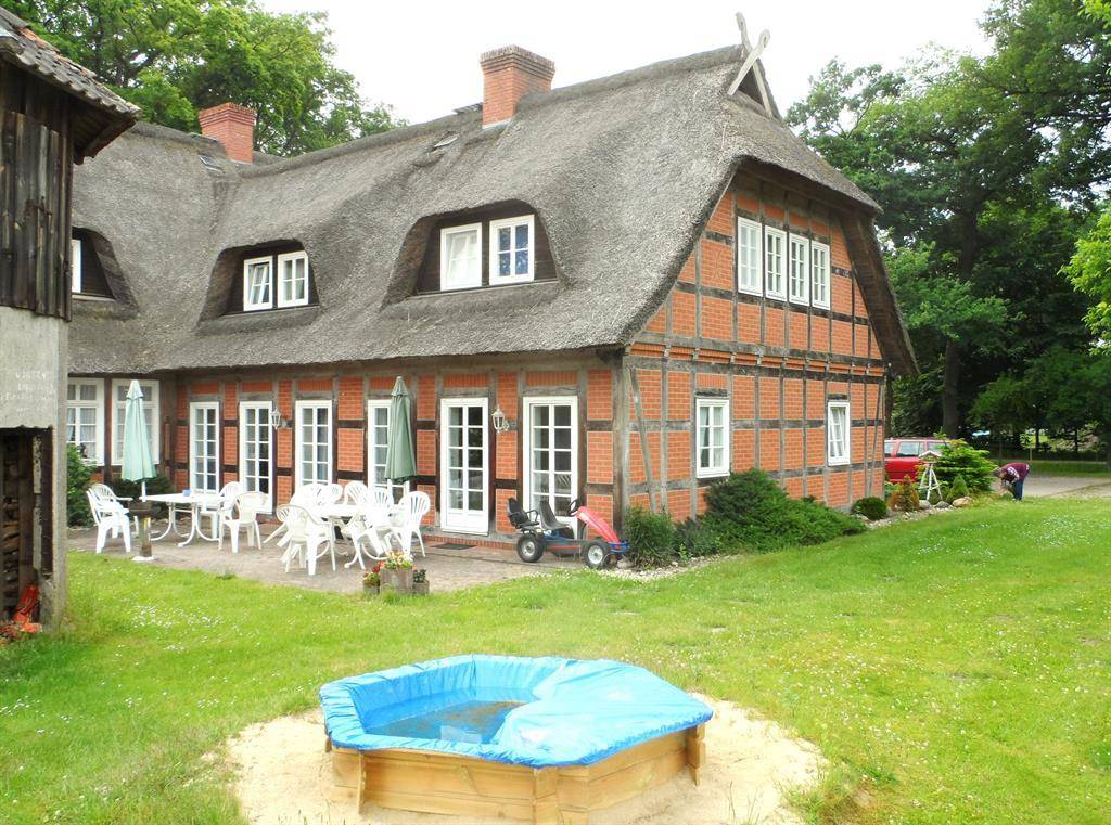 77 M² Ferienhaus ∙ 3 Schlafzimmer ∙ 5 Gäste - Soltau