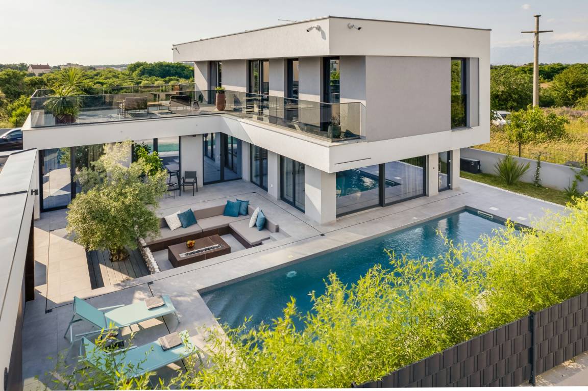 192 M² Villa ∙ 3 Bedrooms ∙ 6 Guests - Vrsi