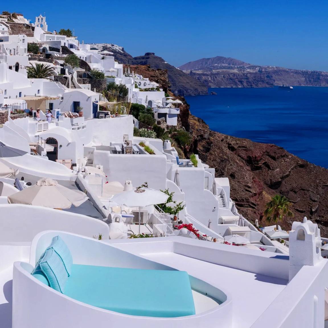 Villa ∙ 3 Bedrooms ∙ 8 Guests - Oia