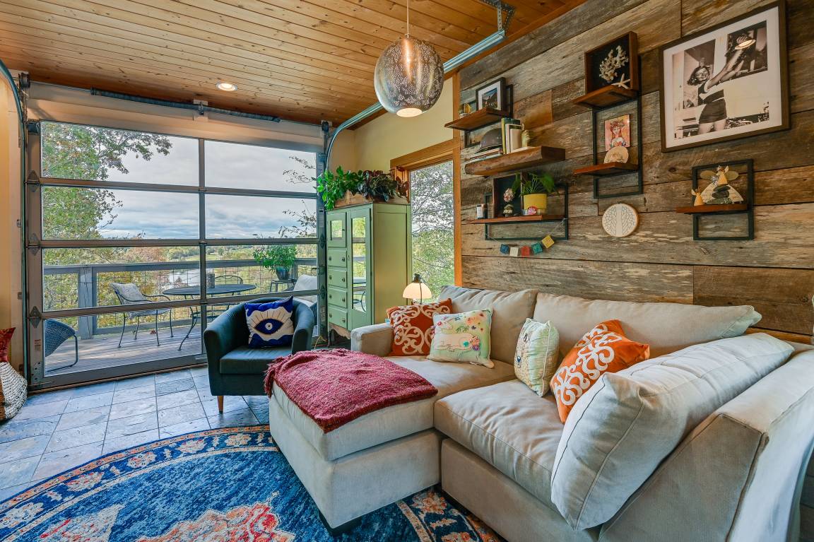 83 M² Apartment ∙ 4 Guests - Pilot Mountain State Park, Pinnacle