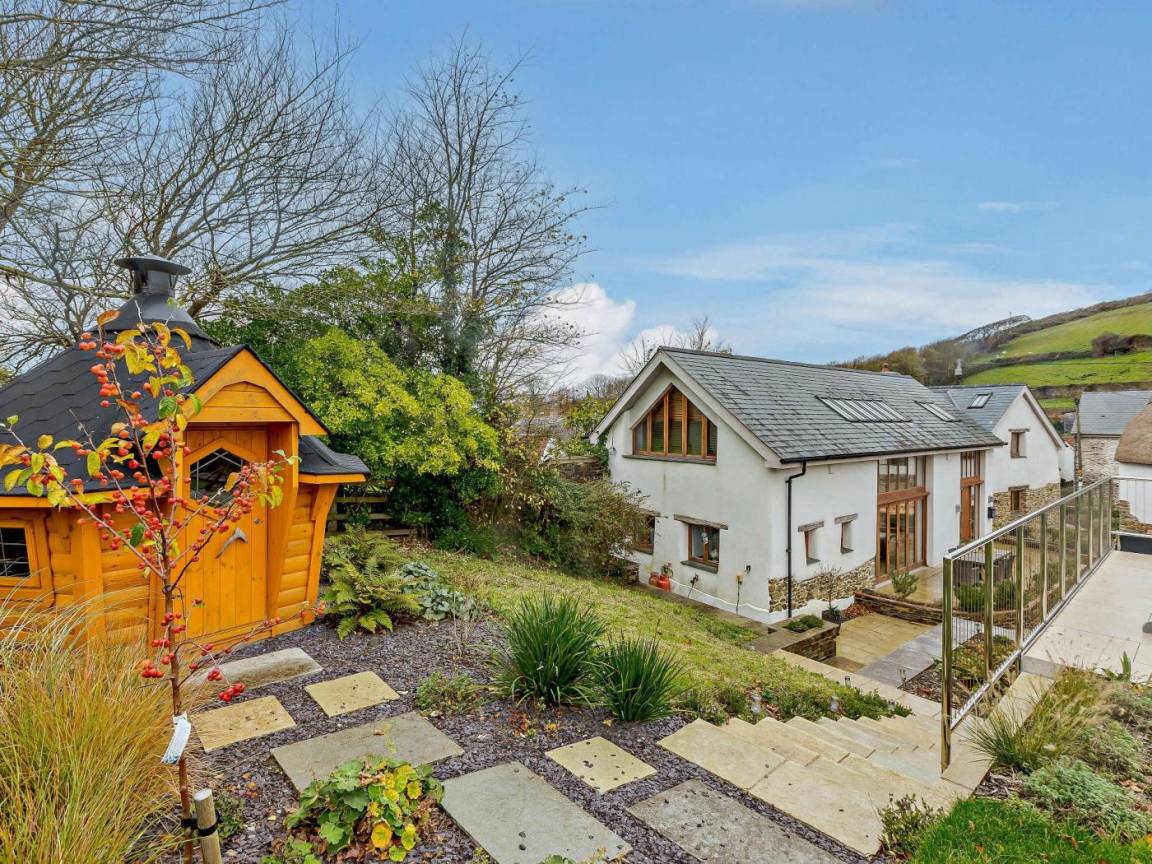 Cottage ∙ 4 Bedrooms ∙ 8 Guests - Woolacombe