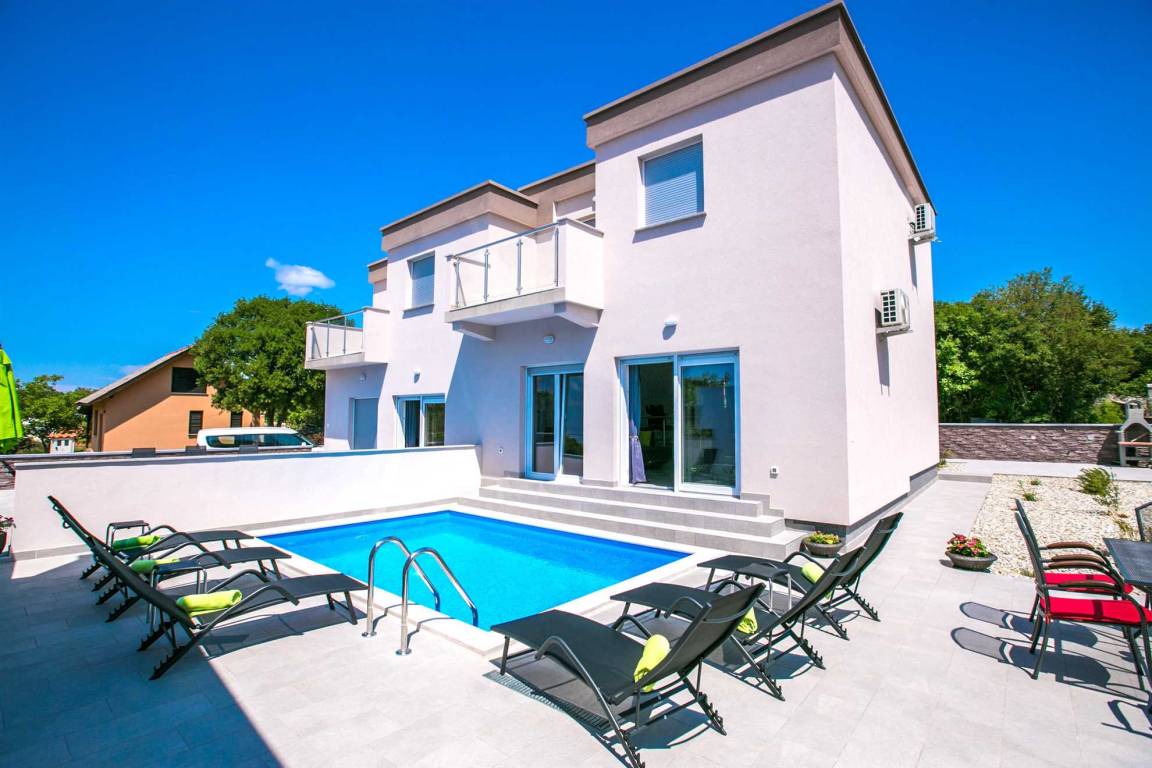 125 M² Ferienhaus ∙ 3 Schlafzimmer ∙ 7 Gäste - Cres