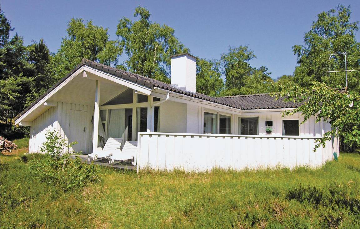 106 M² Ferienhaus ∙ 4 Schlafzimmer ∙ 6 Gäste - Bornholm