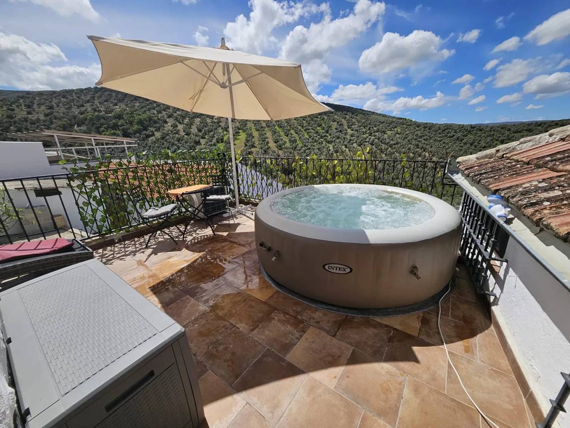 85 M² House ∙ 2 Bedrooms ∙ 4 Guests - Iznájar