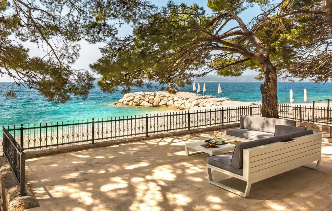 65 M² Ferienhaus ∙ 2 Schlafzimmer ∙ 4 Gäste - Promajna