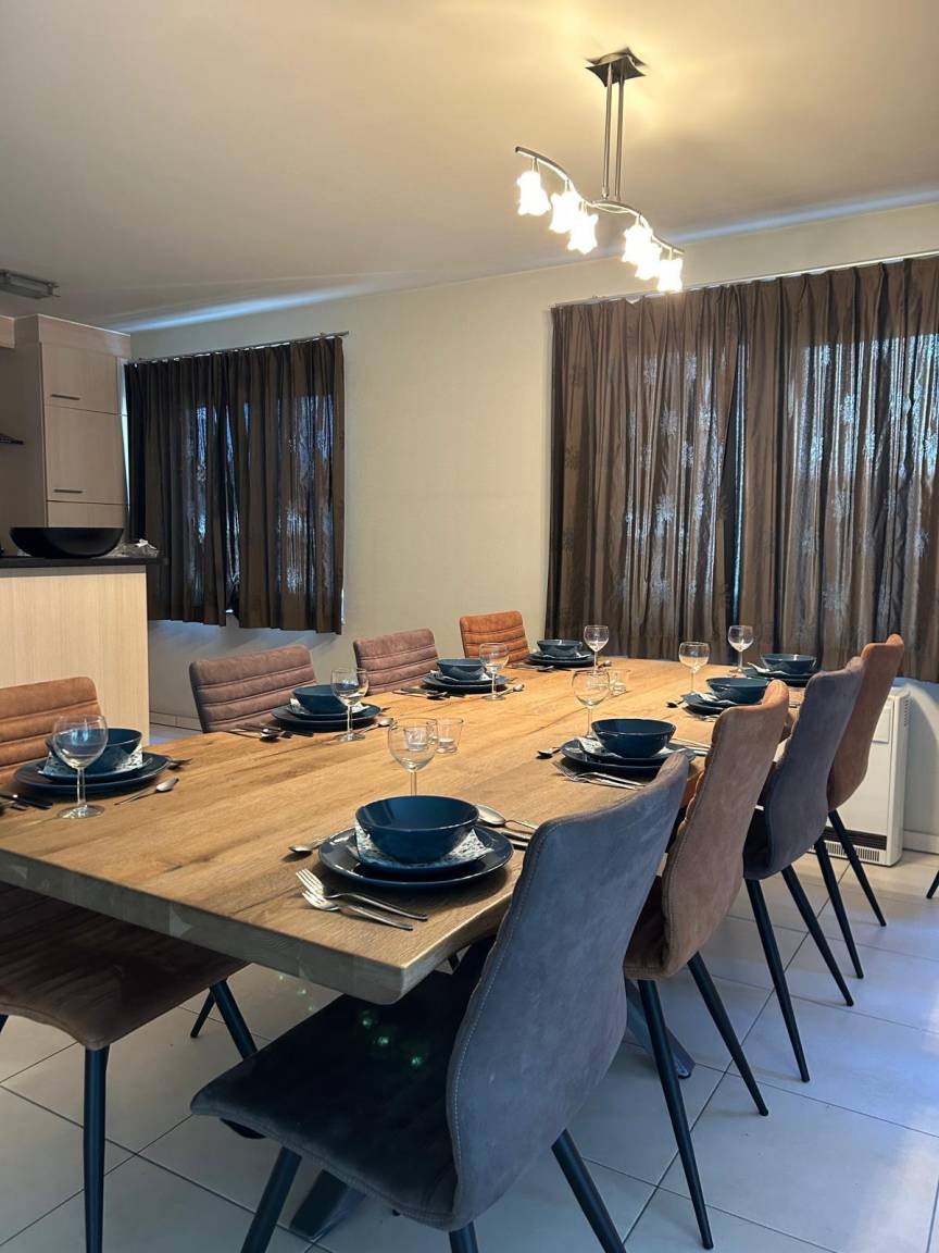 185 M² Apartamento ∙ 3 Habitaciones ∙ 6 Huéspedes - Ostende