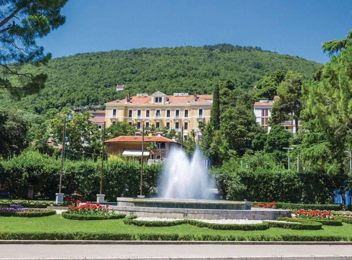 240 M² Huis ∙ 7 Slaapkamers ∙ 12 Gasten - Rijeka