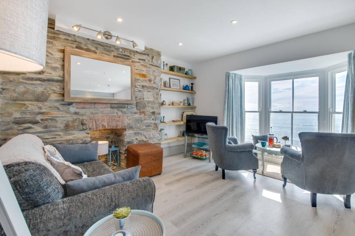 Apartment ∙ 2 Bedrooms ∙ 4 Guests - Aberystwyth