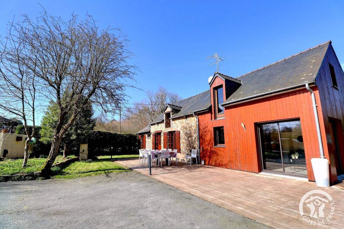 118 M² Gîte ∙ 5 Chambres ∙ 15 Personnes - Ille-et-Vilaine