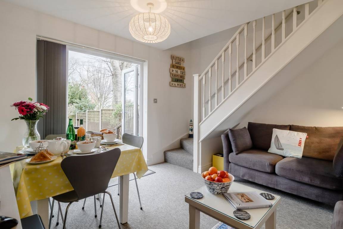 Cottage ∙ 2 Bedrooms ∙ 4 Guests - Southwold