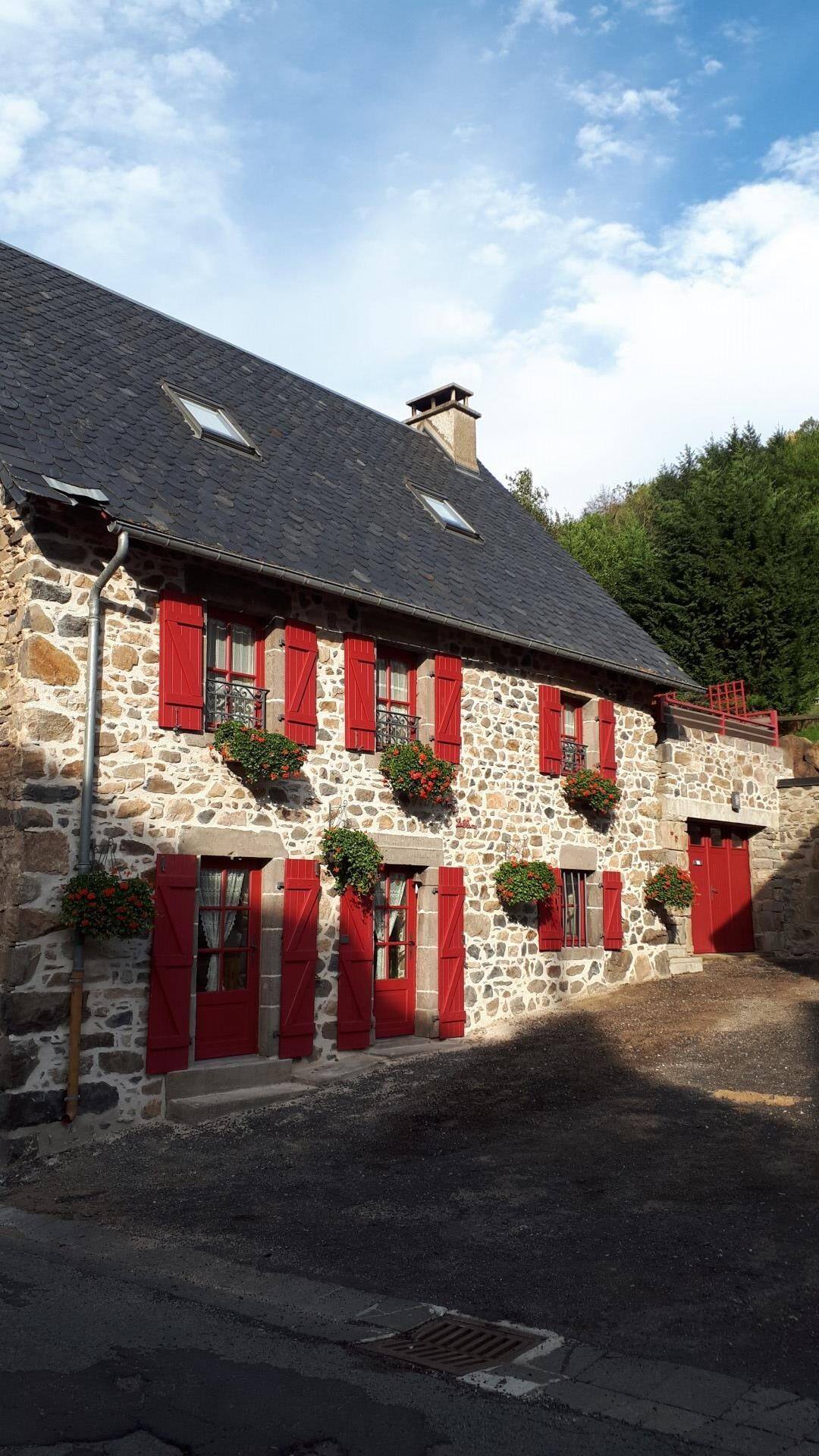 80 M² Maison De Vacances ∙ 2 Chambres ∙ 5 Personnes - Besse-et-Saint-Anastaise