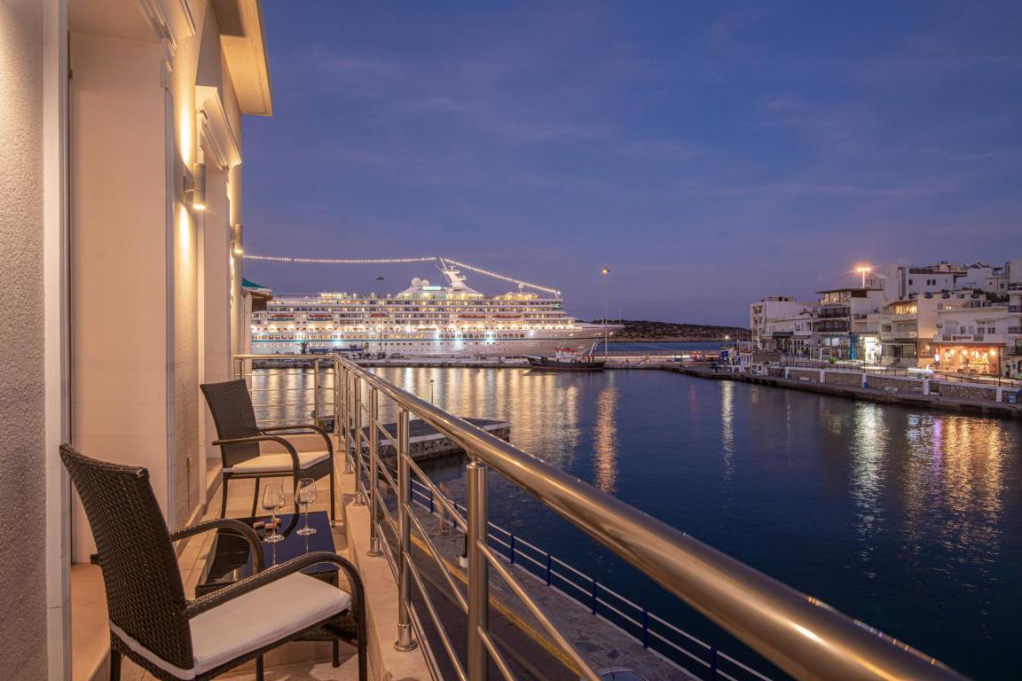 120 M² Apartment ∙ 2 Bedrooms ∙ 6 Guests - Agios Nikolaos