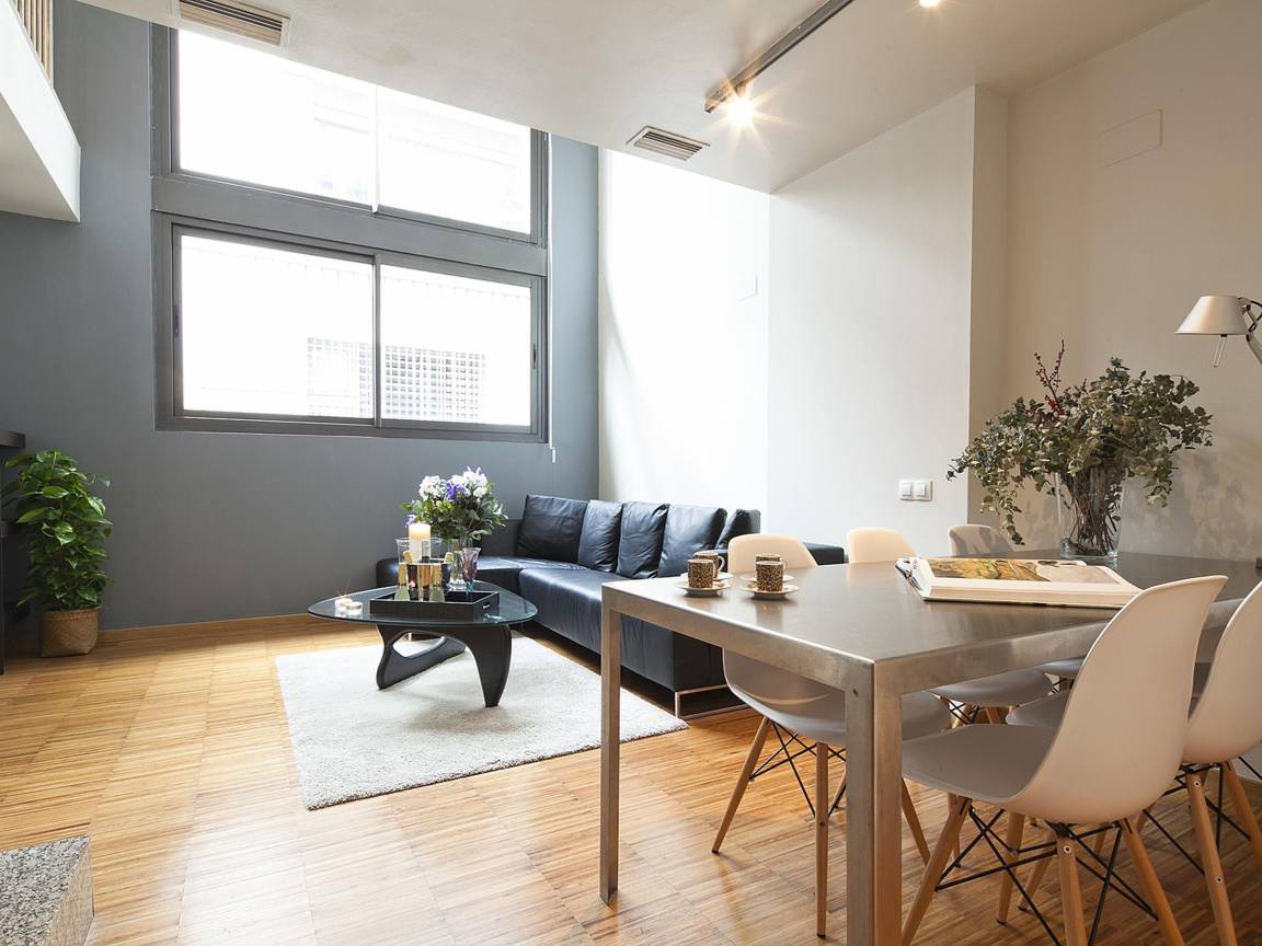 85 M² Appartement ∙ 4 Chambres ∙ 7 Personnes - Viladecans