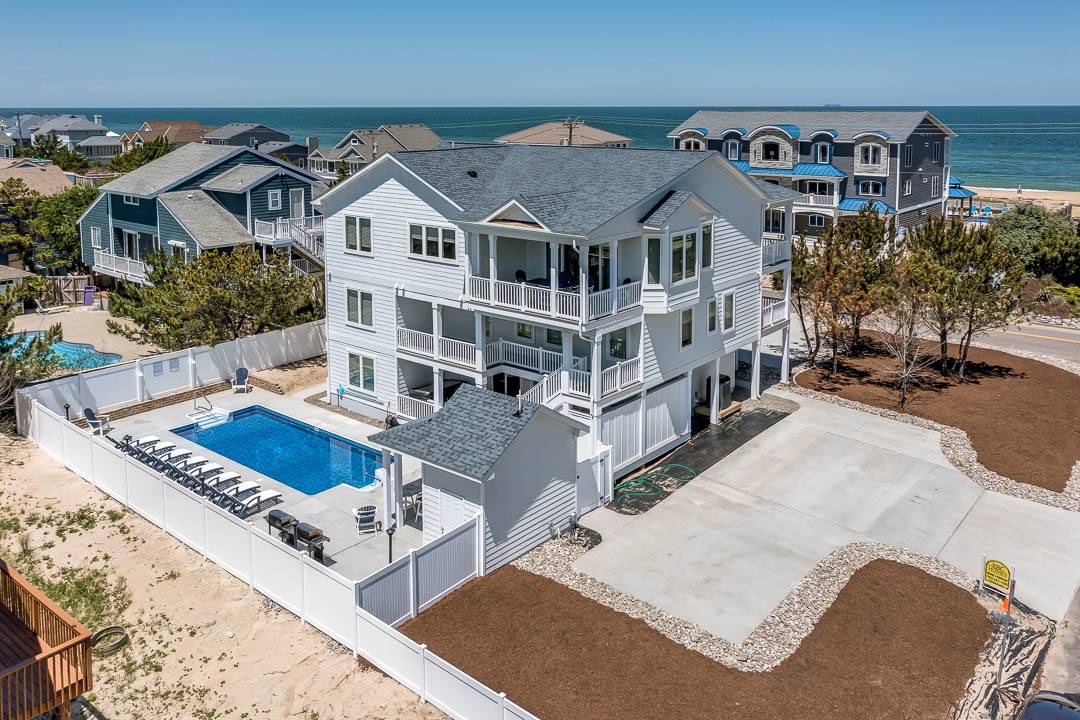 House ∙ 9 Bedrooms ∙ 24 Guests - Virginia Beach, VA