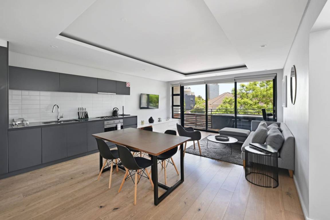 70 M² Apartment ∙ 2 Bedrooms ∙ 4 Guests - Claremont