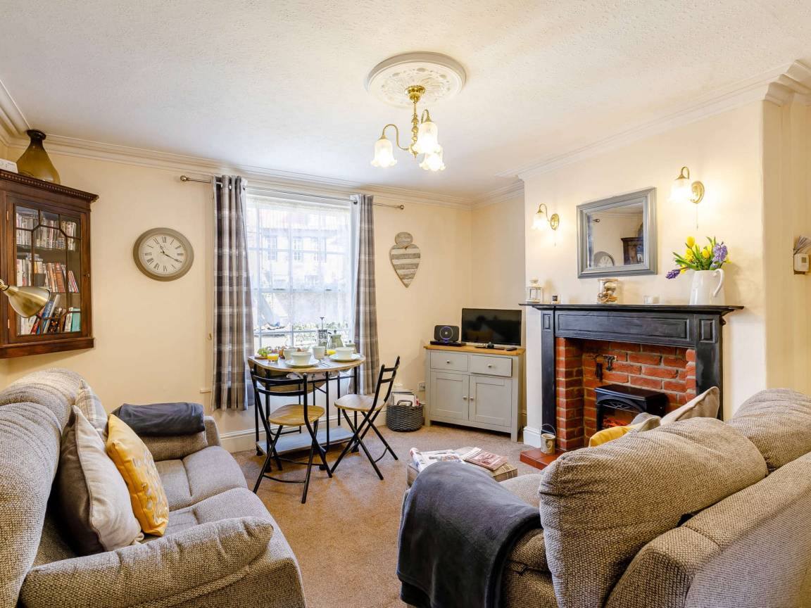 Cottage ∙ 2 Bedrooms ∙ 4 Guests - Robin Hood's Bay
