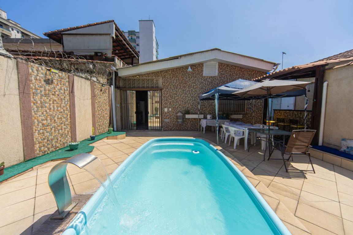 250 M² Casa ∙ 2 Quartos ∙ 10 Hóspedes - Praia Grande