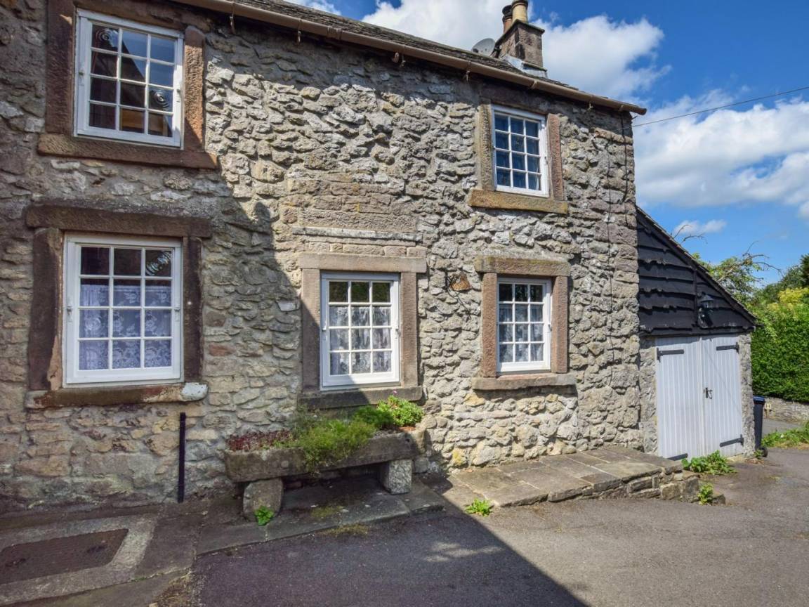 Cottage ∙ 2 Bedrooms ∙ 4 Guests - Bakewell