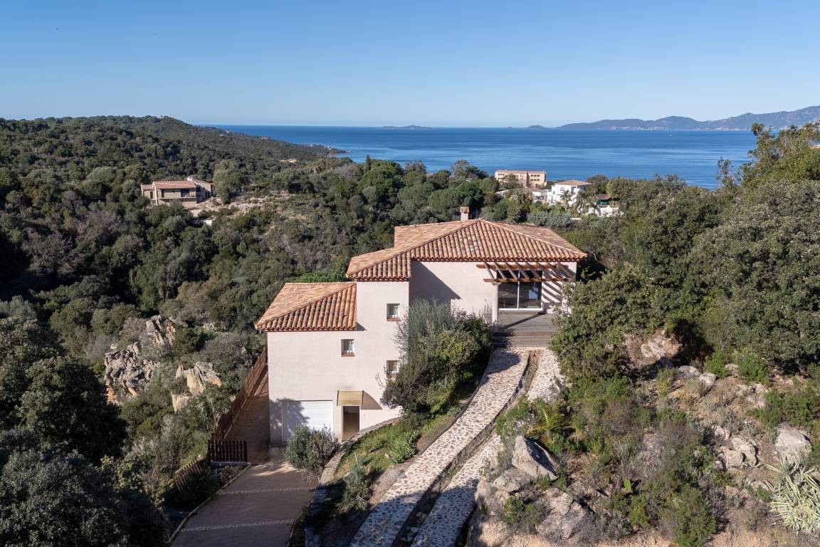 216 M² Casa Vacanza ∙ 4 Camere Da Letto ∙ 8 Ospiti - Coti-Chiavari