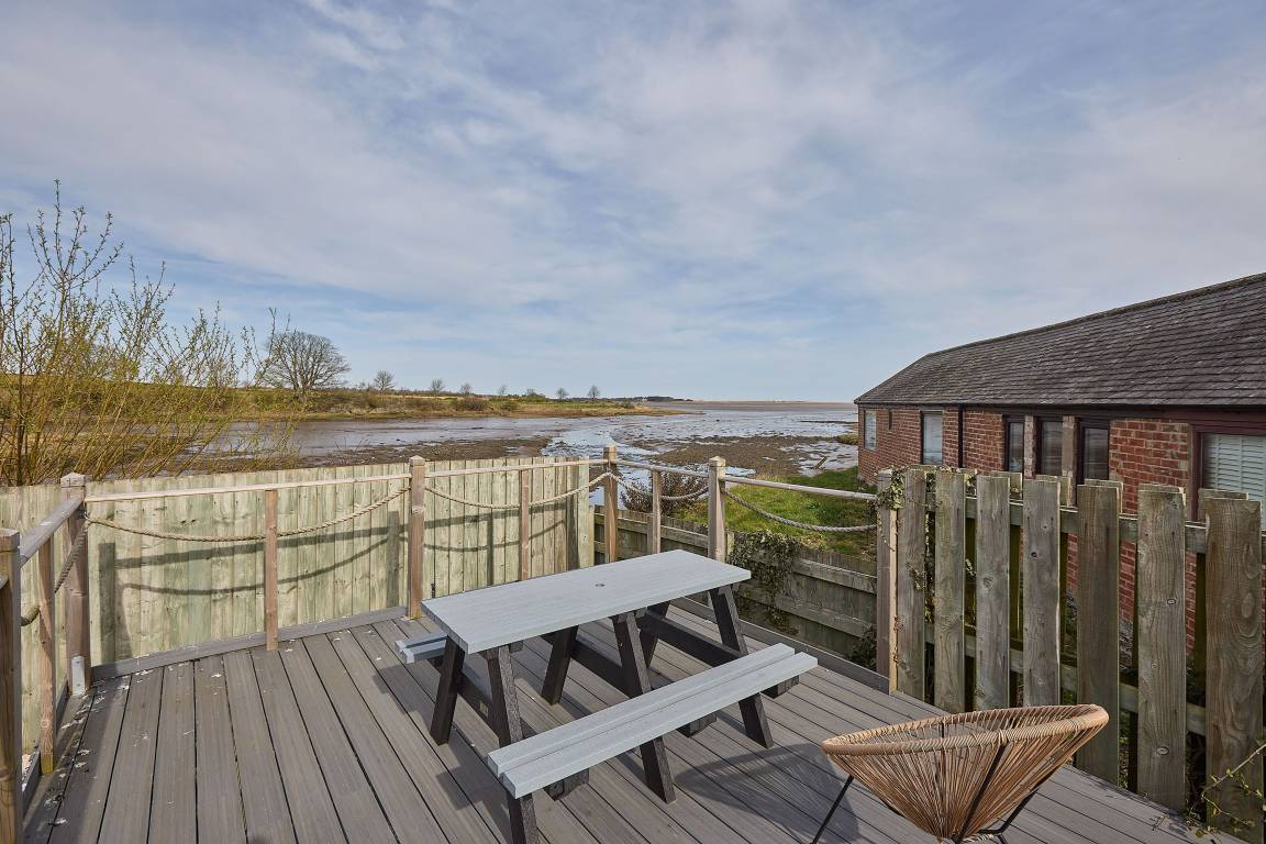 Apartment ∙ 3 Bedrooms ∙ 6 Guests - Bamburgh