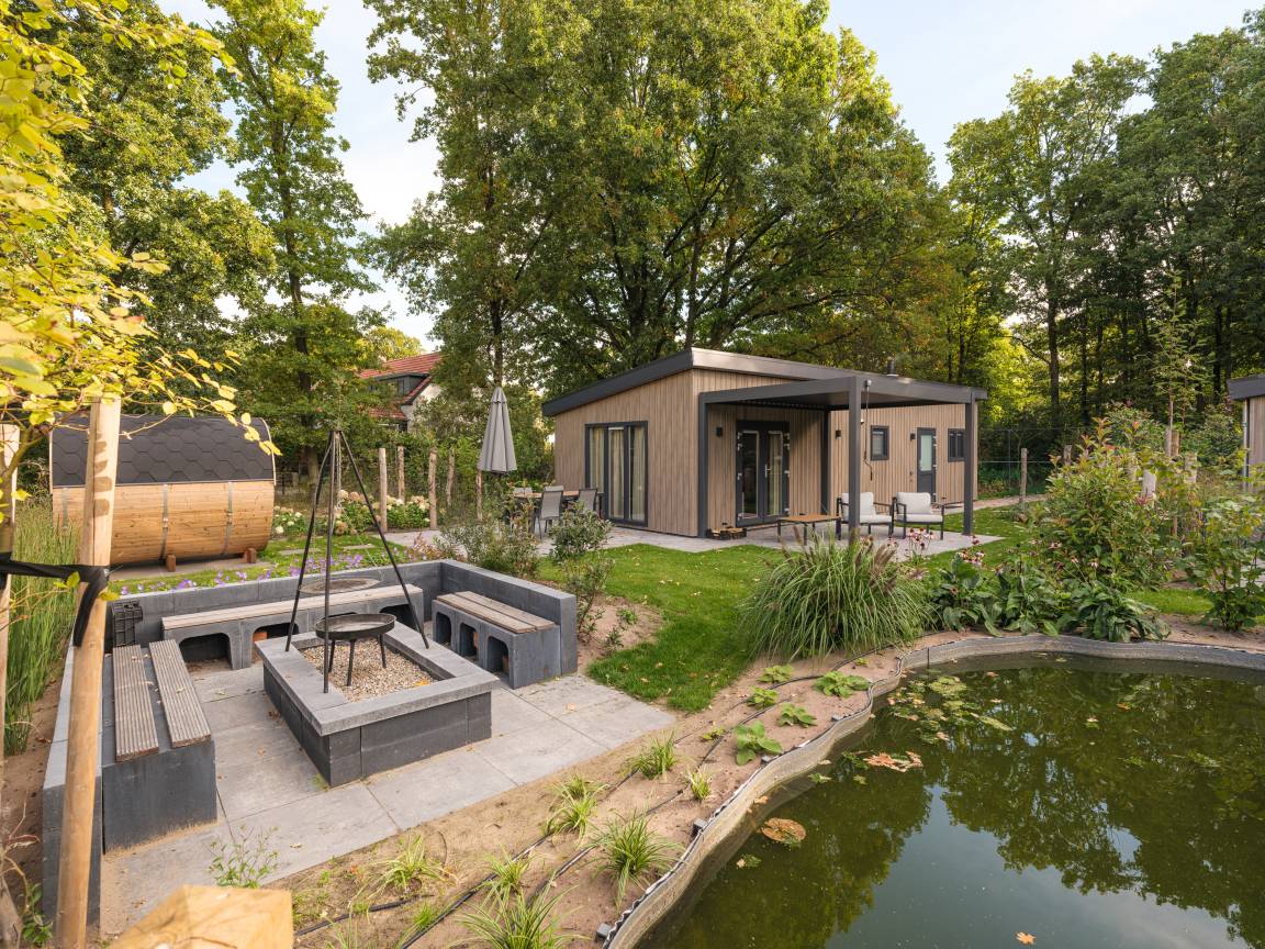Bungalow ∙ 2 Bedrooms ∙ 4 Guests - Deventer