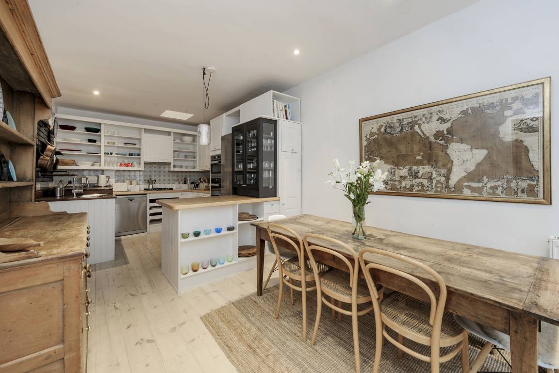 Maison De Vacances ∙ 4 Chambres ∙ 7 Personnes - Londres