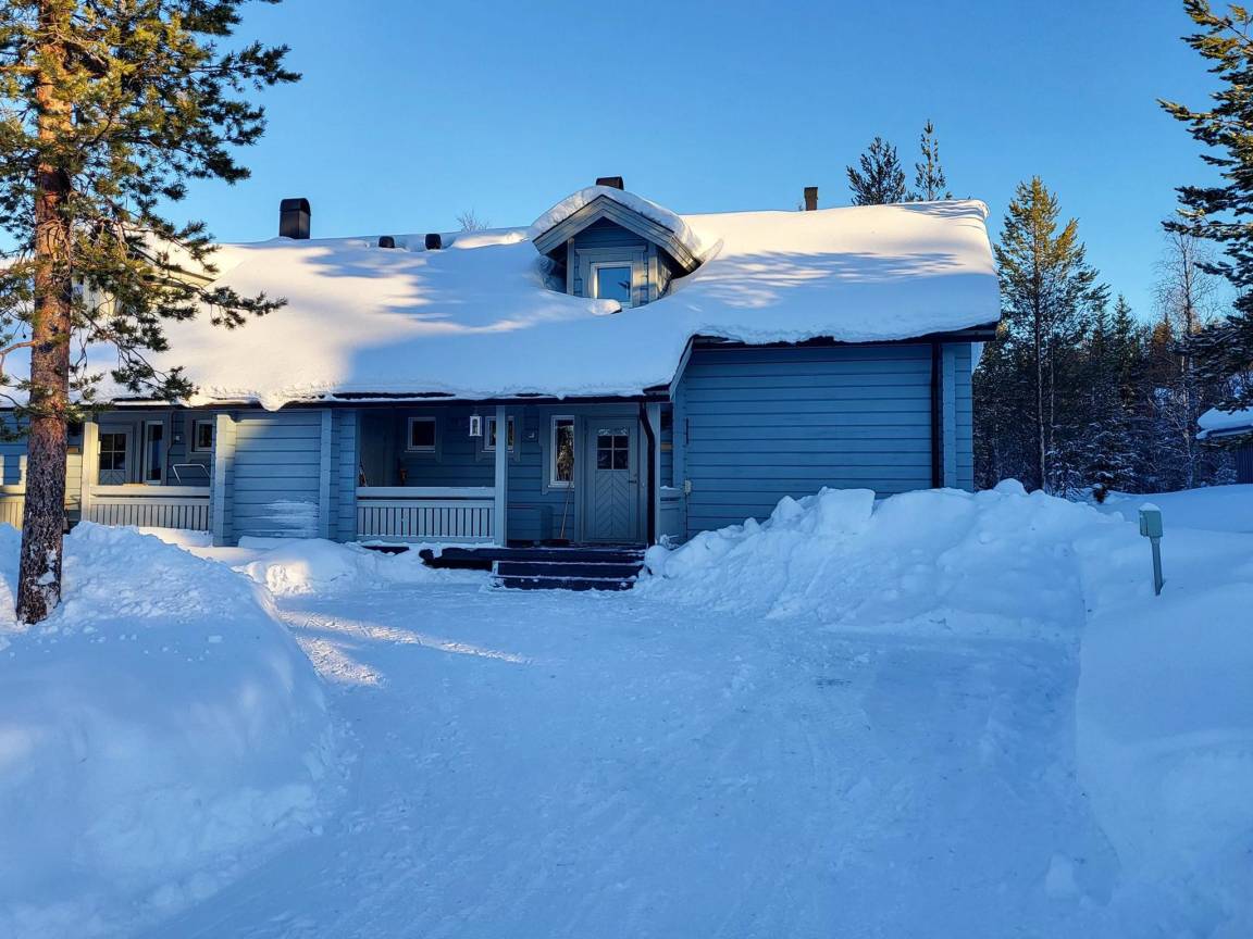 60 M² Talo ∙ 2 Makuuhuonetta ∙ 8 Vierasta - Äkäslompolo