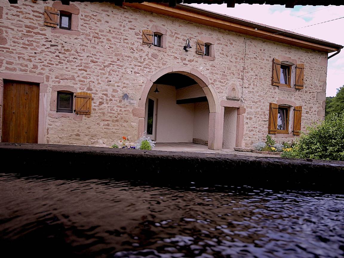 300 M² Cottage ∙ 5 Bedrooms ∙ 10 Guests - Lorraine