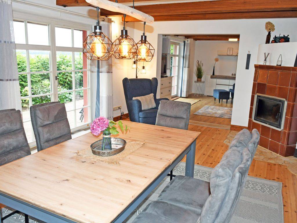 120 M² Apartamento ∙ 3 Habitaciones ∙ 6 Huéspedes - Greifswald