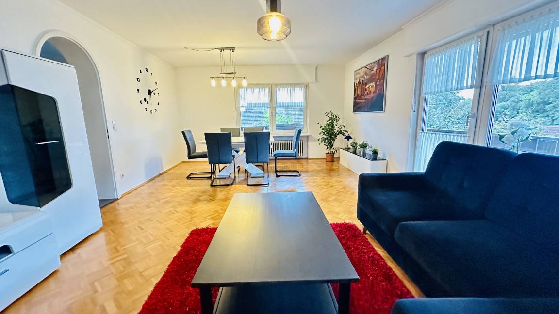 120 M² Ferienwohnung ∙ 3 Schlafzimmer ∙ 10 Gäste - Kandel