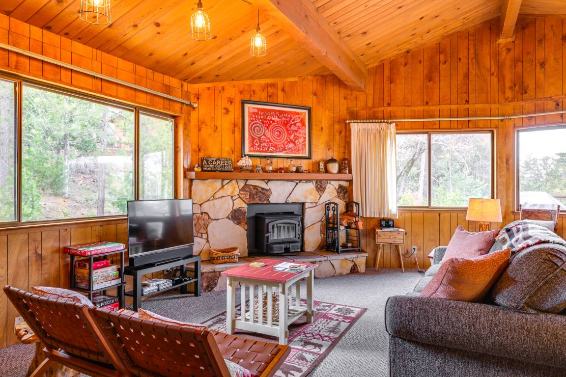 97 M² House ∙ 2 Bedrooms ∙ 6 Guests - Pine Mountain Lake, CA